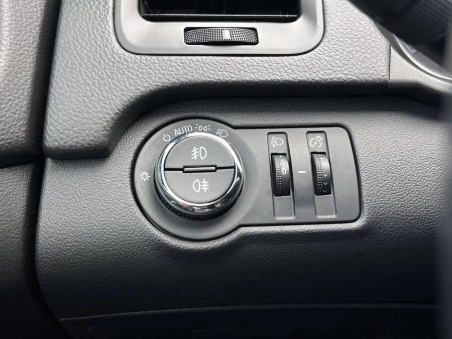 Opel Insignia 2015 Rīga, ar dzinēja tilpumu 2.00 L un nobraukumu 237 tūkst. km par 5750 €, foto 22 vietnē AUTOMOTO.COM.LV