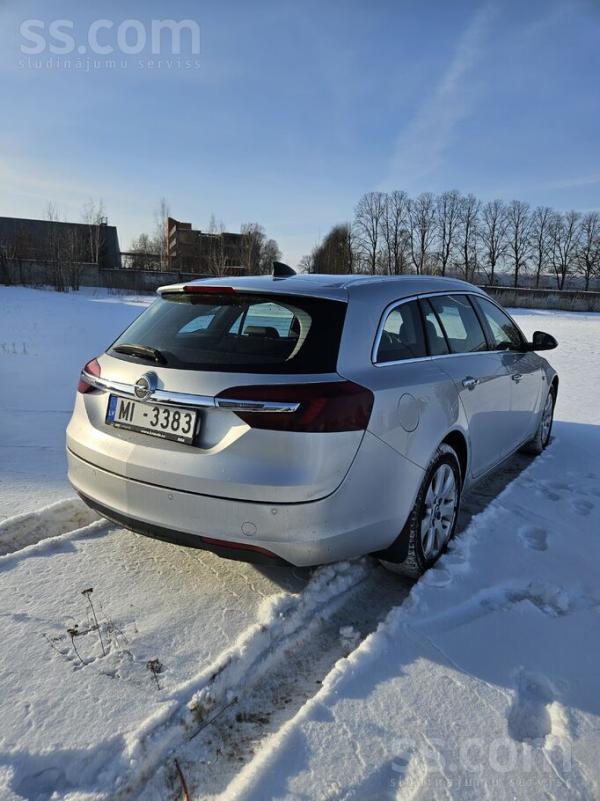 Opel Insignia 2016 in Riga, with an engine capacity of 1.60 L and mileage of 195 thousand km for 6200 €, photo 4 on AUTOMOTO.COM.LV