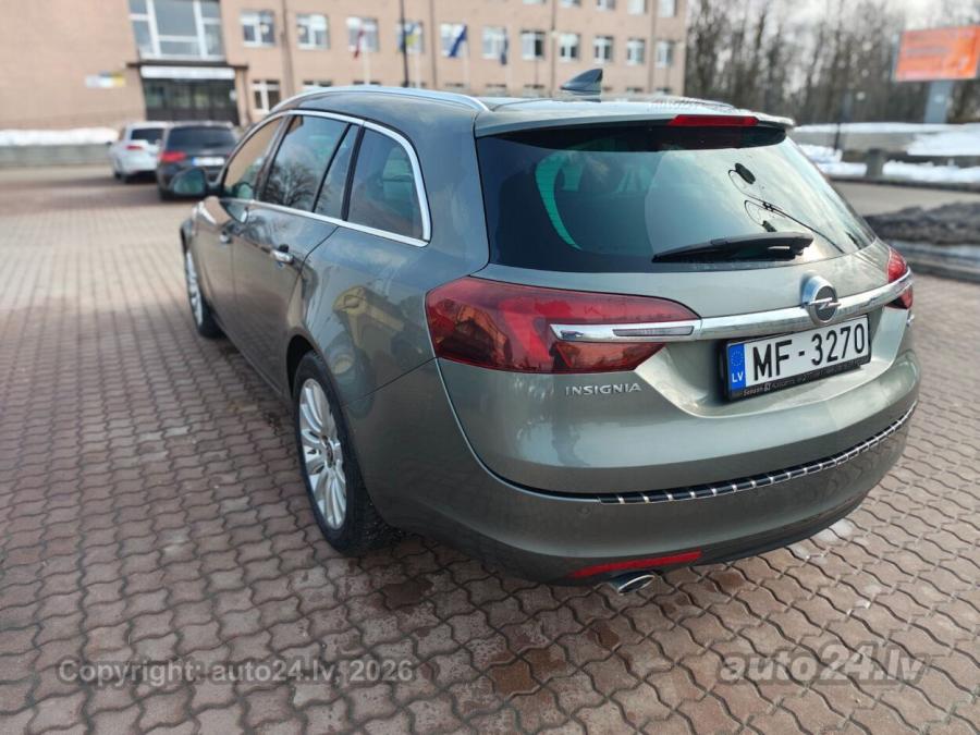 Opel Insignia 2016 in Ludza, with an engine capacity of 2.00 L and mileage of 242 thousand km for 5500 €, photo 3 on AUTOMOTO.COM.LV