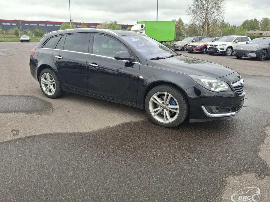 Opel Insignia 2016 in Vilnius, with an engine capacity of 1.96 L and mileage of 321 thousand km for 6900 €, photo 3 on AUTOMOTO.COM.LV