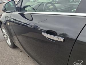 Opel Insignia 2016 in Vilnius, with an engine capacity of 1.96 L and mileage of 321 thousand km for 6900 €, photo 6 on AUTOMOTO.COM.LV