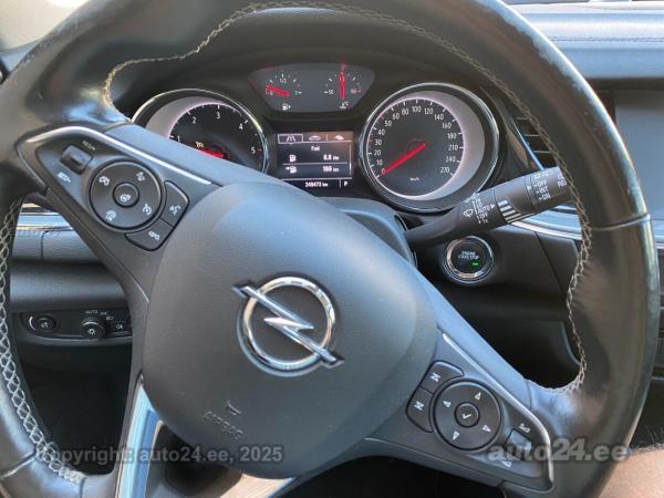 Opel Insignia 2017 in Tartu, with an engine capacity of 2.00 L and mileage of 252 thousand km for 9980 €, photo 11 on AUTOMOTO.COM.LV