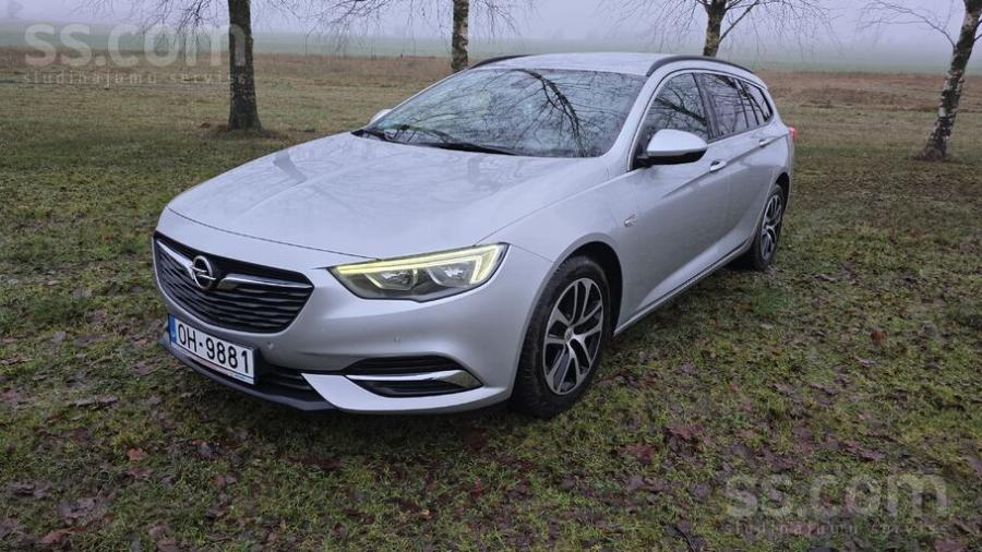 Opel Insignia 2017 in Ogre, with an engine capacity of 1.60 L and mileage of 194 thousand km for 8200 €, photo 1 on AUTOMOTO.COM.LV