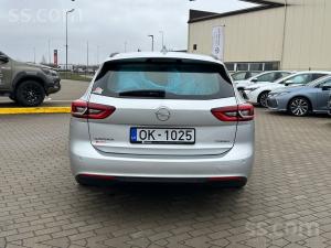 Opel Insignia 2018 in Liepaja, with an engine capacity of 1.50 L and mileage of 94 thousand km for 12200 €, photo 9 on AUTOMOTO.COM.LV
