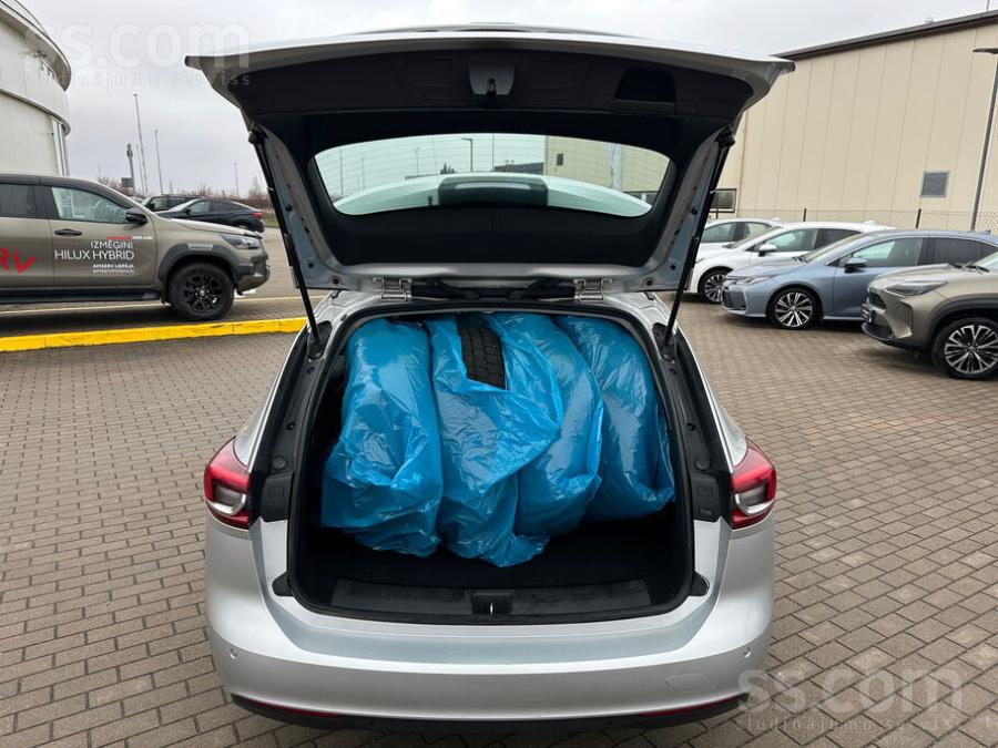 Opel Insignia 2018 in Liepaja, with an engine capacity of 1.50 L and mileage of 94 thousand km for 12200 €, photo 10 on AUTOMOTO.COM.LV
