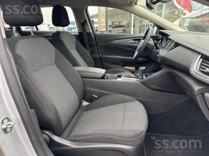 Opel Insignia 2018 in Liepaja, with an engine capacity of 1.50 L and mileage of 94 thousand km for 12200 €, photo 16 on AUTOMOTO.COM.LV