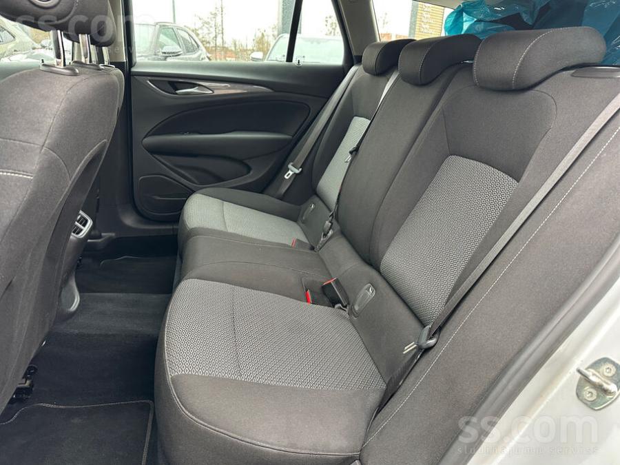 Opel Insignia 2018 in Liepaja, with an engine capacity of 1.50 L and mileage of 94 thousand km for 12200 €, photo 19 on AUTOMOTO.COM.LV