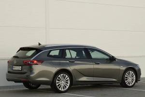 Opel Insignia 2018 Rīga, ar dzinēja tilpumu 2.00 L un nobraukumu 191 tūkst. km par 7500 €, foto 8 vietnē AUTOMOTO.COM.LV