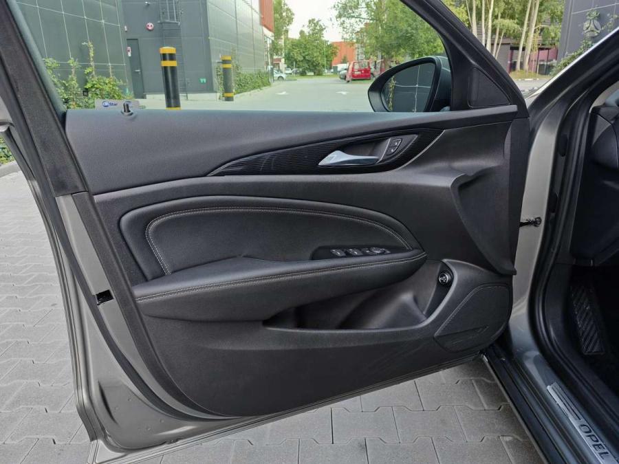 Opel Insignia 2018 Klaipėda, ar dzinēja tilpumu 1.96 L un nobraukumu 152 tūkst. km par 11500 €, foto 24 vietnē AUTOMOTO.COM.LV