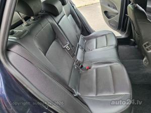 Opel Insignia 2018 in Parnu, with an engine capacity of 2.00 L and mileage of 238 thousand km for 11800 €, photo 18 on AUTOMOTO.COM.LV