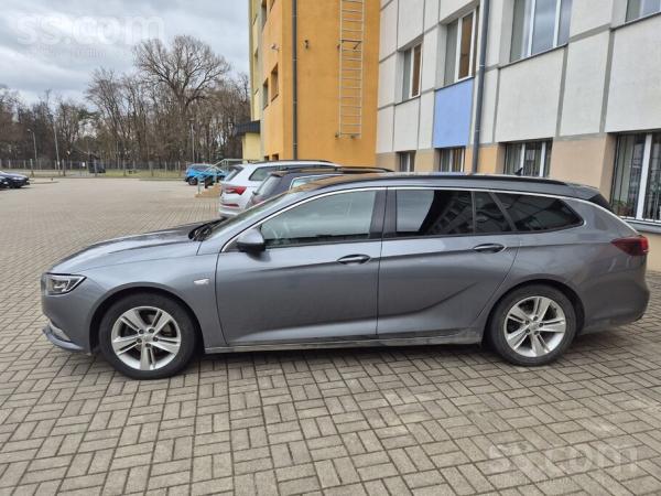 Opel Insignia 2019 in Daugavpils, with an engine capacity of 1.50 L and mileage of 110 thousand km for 10000 €, photo 4 on AUTOMOTO.COM.LV