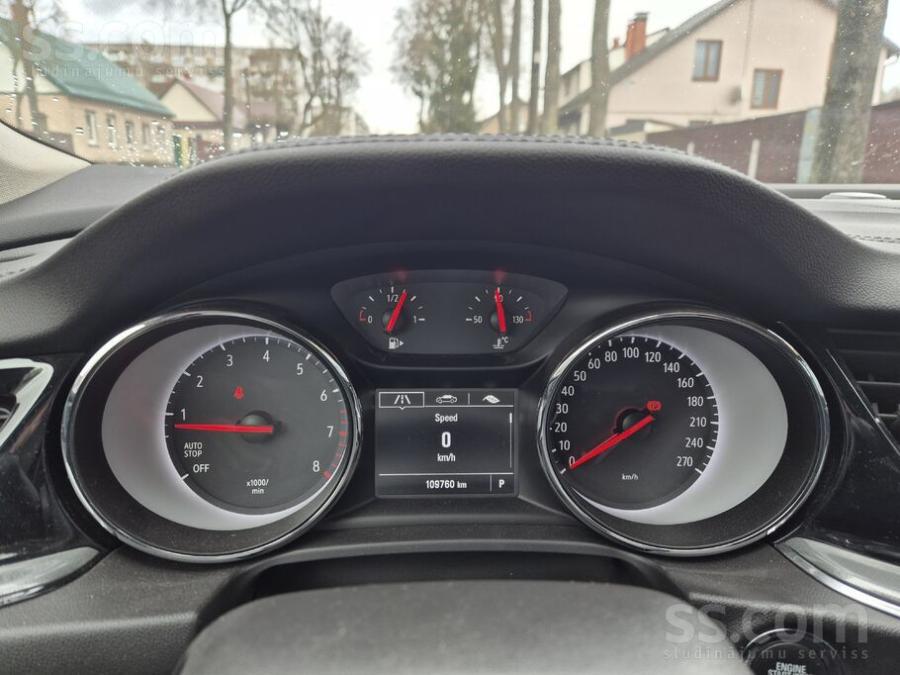 Opel Insignia 2019 Daugavpils, ar dzinēja tilpumu 1.50 L un nobraukumu 110 tūkst. km par 10000 €, foto 12 vietnē AUTOMOTO.COM.LV