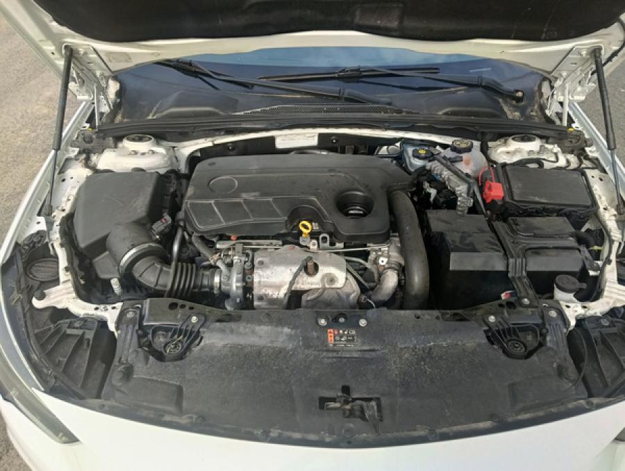 Opel Insignia 2019 Jehvi, ar dzinēja tilpumu 1.60 L un nobraukumu 272 tūkst. km par 5998 €, foto 9 vietnē AUTOMOTO.COM.LV