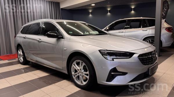 Opel Insignia 2021 in Riga, with an engine capacity of 2.00 L and mileage of 206 thousand km for 14490 €, photo 3 on AUTOMOTO.COM.LV