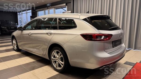 Opel Insignia 2021 in Riga, with an engine capacity of 2.00 L and mileage of 206 thousand km for 14490 €, photo 7 on AUTOMOTO.COM.LV