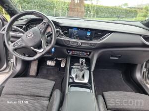 Opel Insignia 2021 in Riga, with an engine capacity of 1.50 L and mileage of 94 thousand km for 13650 €, photo 7 on AUTOMOTO.COM.LV