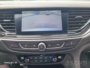 Opel Insignia 2021 in Riga, with an engine capacity of 1.50 L and mileage of 94 thousand km for 13650 €, photo 8 on AUTOMOTO.COM.LV
