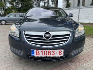 Опель Инсигния 2010 в Резекне на AUTOMOTO.COM.LV Фиолетовый Опель Инсигния 2010 в Резекне, объемом двигателя 2.00 л и пробегом 320 тыс. км за 3750 €, фото 1 на AUTOMOTO.COM.LV