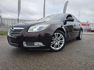 Violet Opel Insignia 2011 in Kaunas, with an engine capacity of 2.00 L and mileage of 279 thousand km for 3950 €, photo 10 on AUTOMOTO.COM.LV