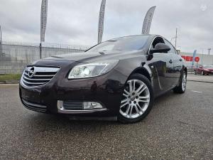 Violet Opel Insignia 2011 in Kaunas, with an engine capacity of 2.00 L and mileage of 279 thousand km for 3950 €, photo 14 on AUTOMOTO.COM.LV