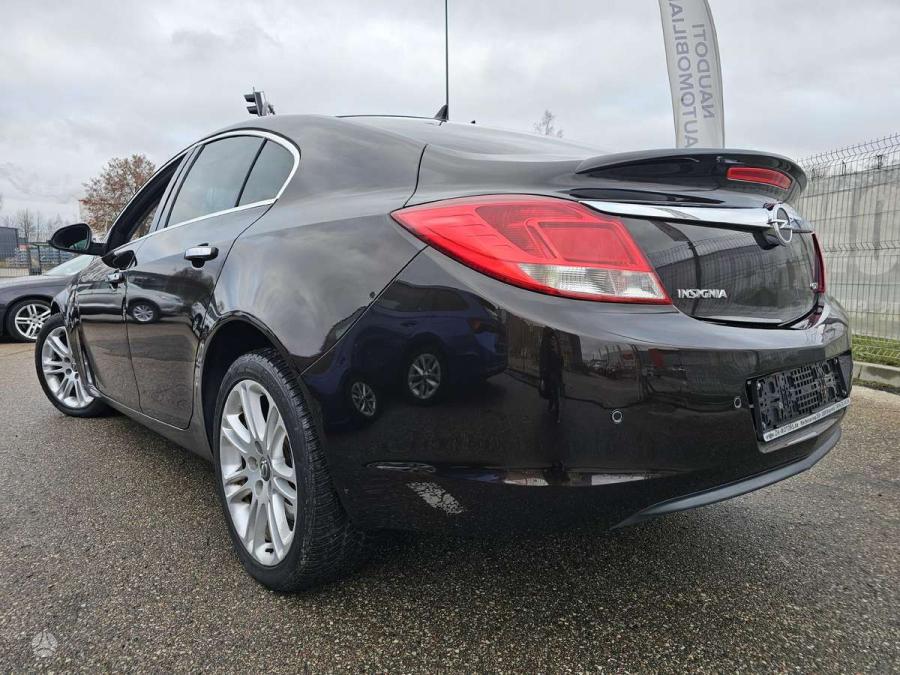 Violet Opel Insignia 2011 in Kaunas, with an engine capacity of 2.00 L and mileage of 279 thousand km for 3950 €, photo 21 on AUTOMOTO.COM.LV