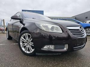 Violet Opel Insignia 2011 in Kaunas, with an engine capacity of 2.00 L and mileage of 279 thousand km for 3950 €, photo 25 on AUTOMOTO.COM.LV