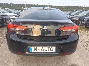 Violet Opel Insignia 2019 in Vilnius, with an engine capacity of 1.60 L and mileage of 212 thousand km for 10500 €, photo 9 on AUTOMOTO.COM.LV