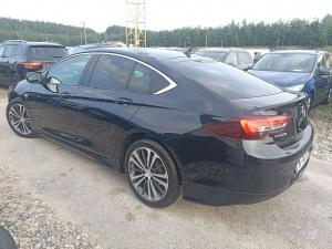 Violet Opel Insignia 2019 in Vilnius, with an engine capacity of 1.60 L and mileage of 212 thousand km for 10500 €, photo 11 on AUTOMOTO.COM.LV