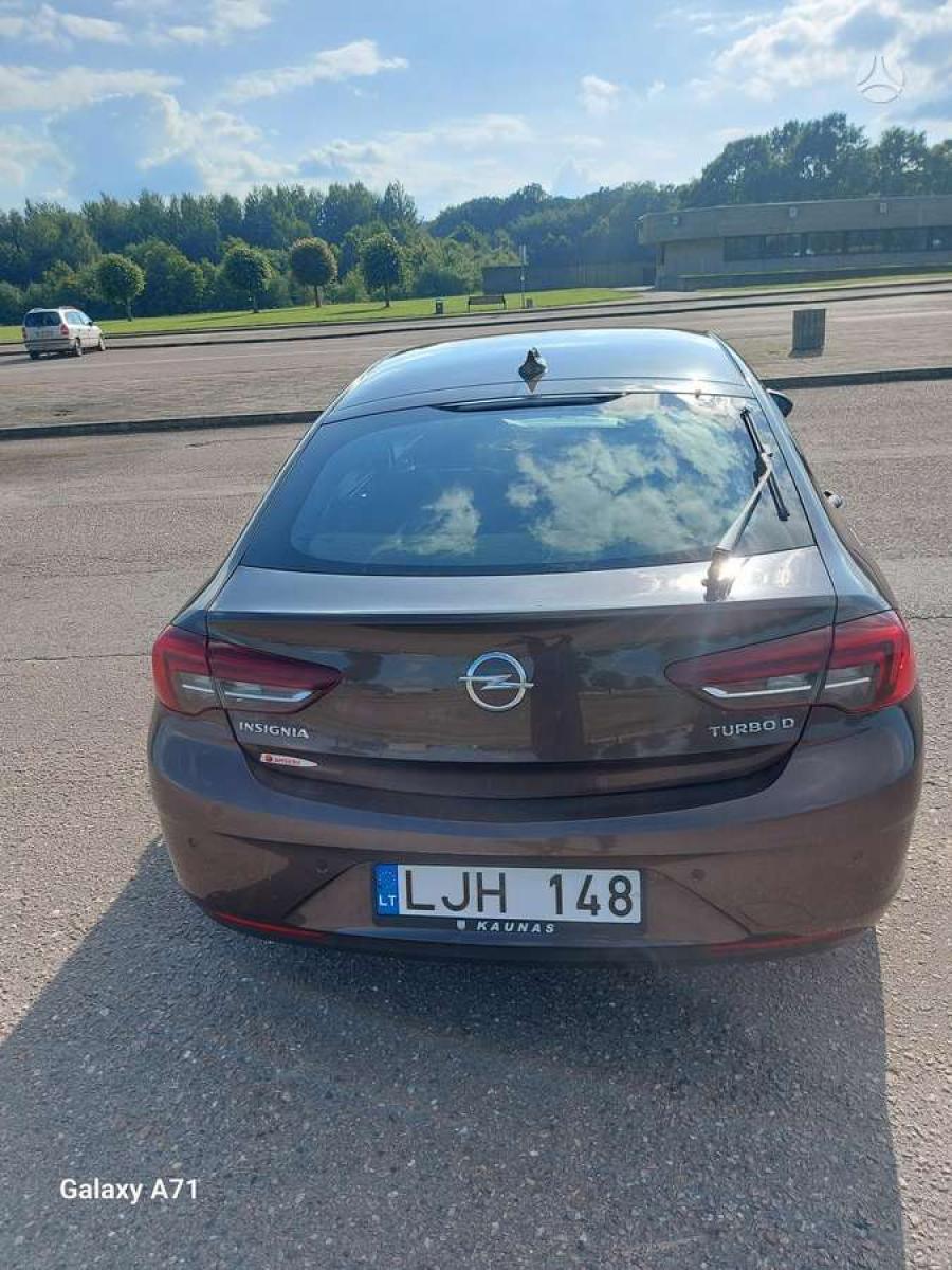 Violet Opel Insignia 2020 in Kaunas, with an engine capacity of 1.60 L and mileage of 140 thousand km for 7499 €, photo 7 on AUTOMOTO.COM.LV