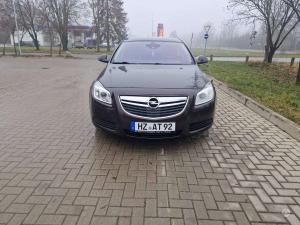 Violets Opel Insignia 2012 Radviliškis, ar dzinēja tilpumu 2.00 L un nobraukumu 200 tūkst. km par 3950 €, foto 2 vietnē AUTOMOTO.COM.LV