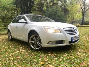 Balts Opel Insignia 2010 Tallina, ar dzinēja tilpumu 2.00 L un nobraukumu 199 tūkst. km par 2500 €, foto 3 vietnē AUTOMOTO.COM.LV