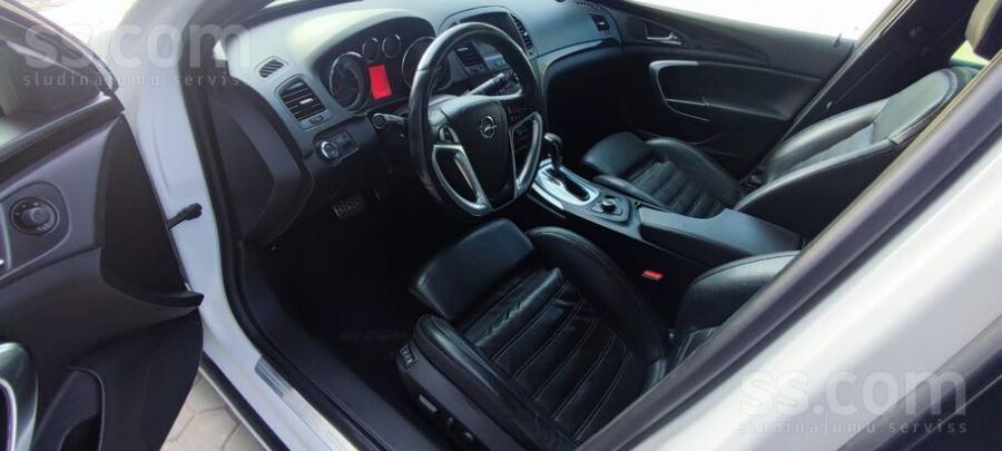 Balts Opel Insignia 2011 Jelgava, ar dzinēja tilpumu 2.00 L un nobraukumu 250 tūkst. km par 4400 €, foto 9 vietnē AUTOMOTO.COM.LV