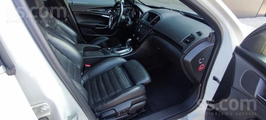 Balts Opel Insignia 2011 Jelgava, ar dzinēja tilpumu 2.00 L un nobraukumu 250 tūkst. km par 4400 €, foto 10 vietnē AUTOMOTO.COM.LV