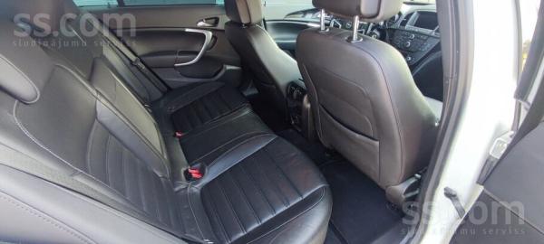 Balts Opel Insignia 2011 Jelgava, ar dzinēja tilpumu 2.00 L un nobraukumu 250 tūkst. km par 4400 €, foto 10 vietnē AUTOMOTO.COM.LV