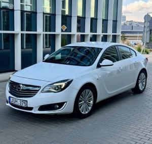 Balts Opel Insignia 2013 Viļņa, ar dzinēja tilpumu 1.96 L un nobraukumu 335 tūkst. km par 3500 €, foto  vietnē AUTOMOTO.COM.LV