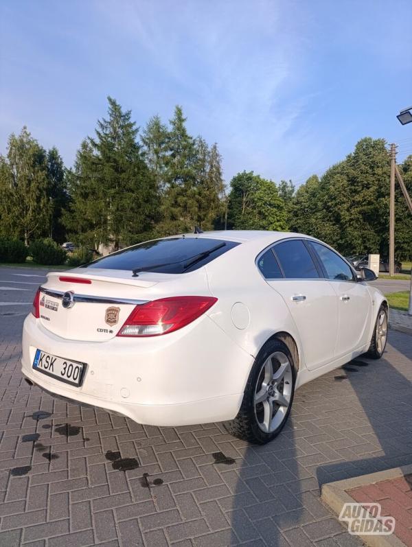 Balts Opel Insignia 2013 Viļņa, ar dzinēja tilpumu 1.90 L un nobraukumu 0 tūkst. km par 2250 €, foto 2 vietnē AUTOMOTO.COM.LV
