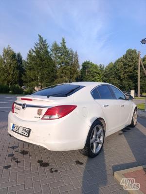 White Opel Insignia 2013 in Vilnius, with an engine capacity of 1.90 L and mileage of 0 thousand km for 2250 €, photo 3 on AUTOMOTO.COM.LV