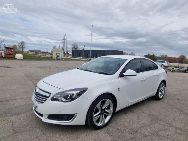 Balts Opel Insignia 2014 Tauragė, ar dzinēja tilpumu 2.00 L un nobraukumu 200 tūkst. km par 1950 €, foto 2 vietnē AUTOMOTO.COM.LV