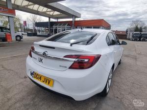 White Opel Insignia 2014 in Taurage, with an engine capacity of 2.00 L and mileage of 200 thousand km for 1950 €, photo 14 on AUTOMOTO.COM.LV