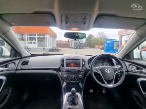 White Opel Insignia 2014 in Taurage, with an engine capacity of 2.00 L and mileage of 200 thousand km for 1950 €, photo 20 on AUTOMOTO.COM.LV