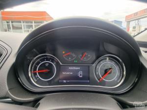 White Opel Insignia 2014 in Taurage, with an engine capacity of 2.00 L and mileage of 200 thousand km for 1950 €, photo 22 on AUTOMOTO.COM.LV