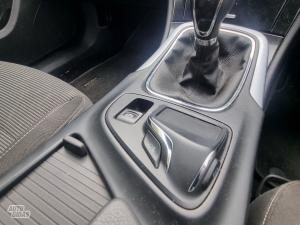 White Opel Insignia 2014 in Taurage, with an engine capacity of 2.00 L and mileage of 200 thousand km for 1950 €, photo 31 on AUTOMOTO.COM.LV