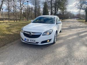 Balts Opel Insignia 2015 Cēsis, ar dzinēja tilpumu 2.00 L un nobraukumu 244 tūkst. km par 5100 €, foto 1 vietnē AUTOMOTO.COM.LV