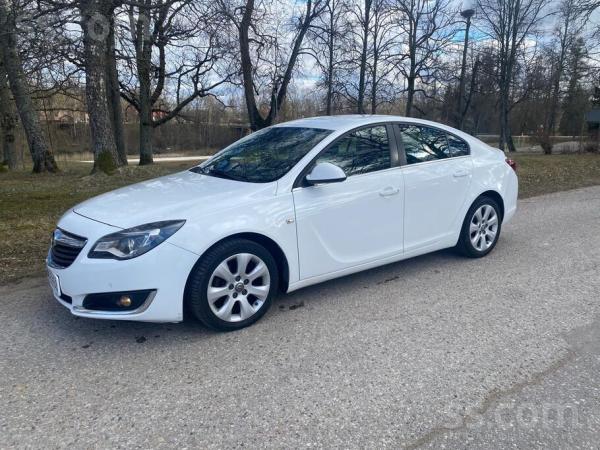 Balts Opel Insignia 2015 Cēsis, ar dzinēja tilpumu 2.00 L un nobraukumu 244 tūkst. km par 5100 €, foto 2 vietnē AUTOMOTO.COM.LV