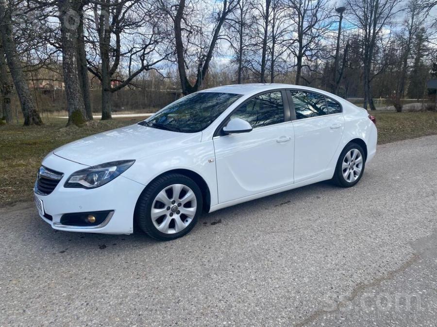 Balts Opel Insignia 2015 Cēsis, ar dzinēja tilpumu 2.00 L un nobraukumu 244 tūkst. km par 5100 €, foto 2 vietnē AUTOMOTO.COM.LV