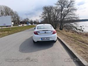 Balts Opel Insignia 2017 Tallina, ar dzinēja tilpumu 2.00 L un nobraukumu 267 tūkst. km par 7800 €, foto 4 vietnē AUTOMOTO.COM.LV