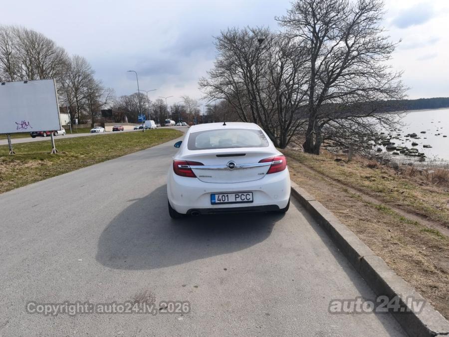 Balts Opel Insignia 2017 Tallina, ar dzinēja tilpumu 2.00 L un nobraukumu 267 tūkst. km par 7800 €, foto 4 vietnē AUTOMOTO.COM.LV
