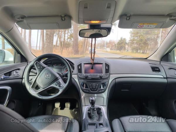Balts Opel Insignia 2017 Tallina, ar dzinēja tilpumu 2.00 L un nobraukumu 267 tūkst. km par 7800 €, foto 6 vietnē AUTOMOTO.COM.LV