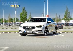 White Opel Insignia 2017 in Riga, with an engine capacity of 1.60 L and mileage of 209 thousand km for 8190 €, photo  on AUTOMOTO.COM.LV