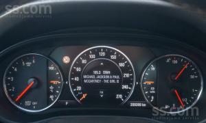 Белый Опель Инсигния 2017 в Рига, объемом двигателя 1.60 л и пробегом 209 тыс. км за 8190 €, фото 25 на AUTOMOTO.COM.LV